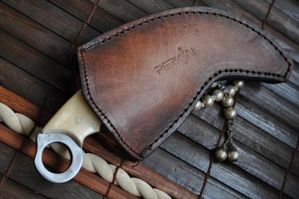 Damascus Hunting Knife with Bone Handle - Karambit Knife - Perkins Steel